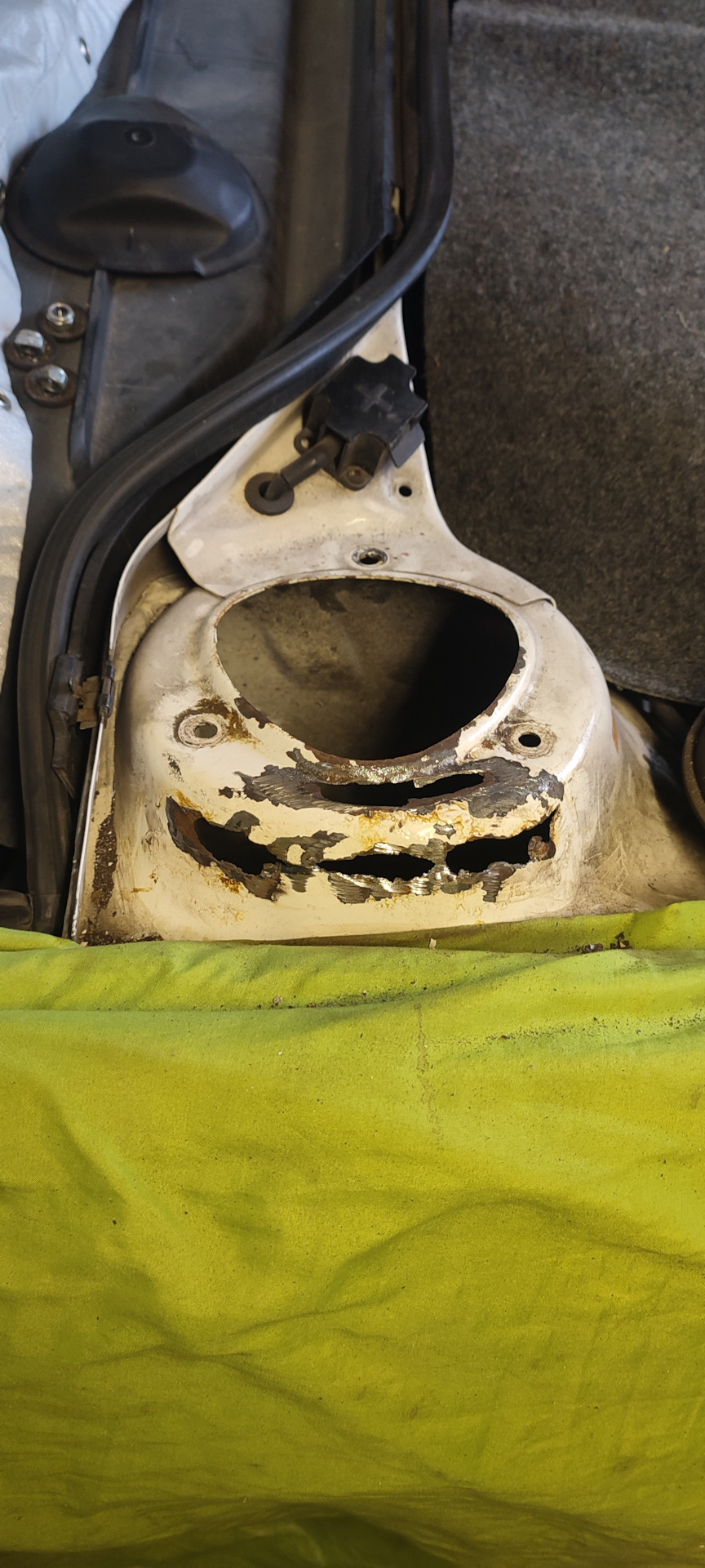 Лечим возрастные болячки — Audi A6 (C4), 2,5 л, 1996 года | кузовной ...