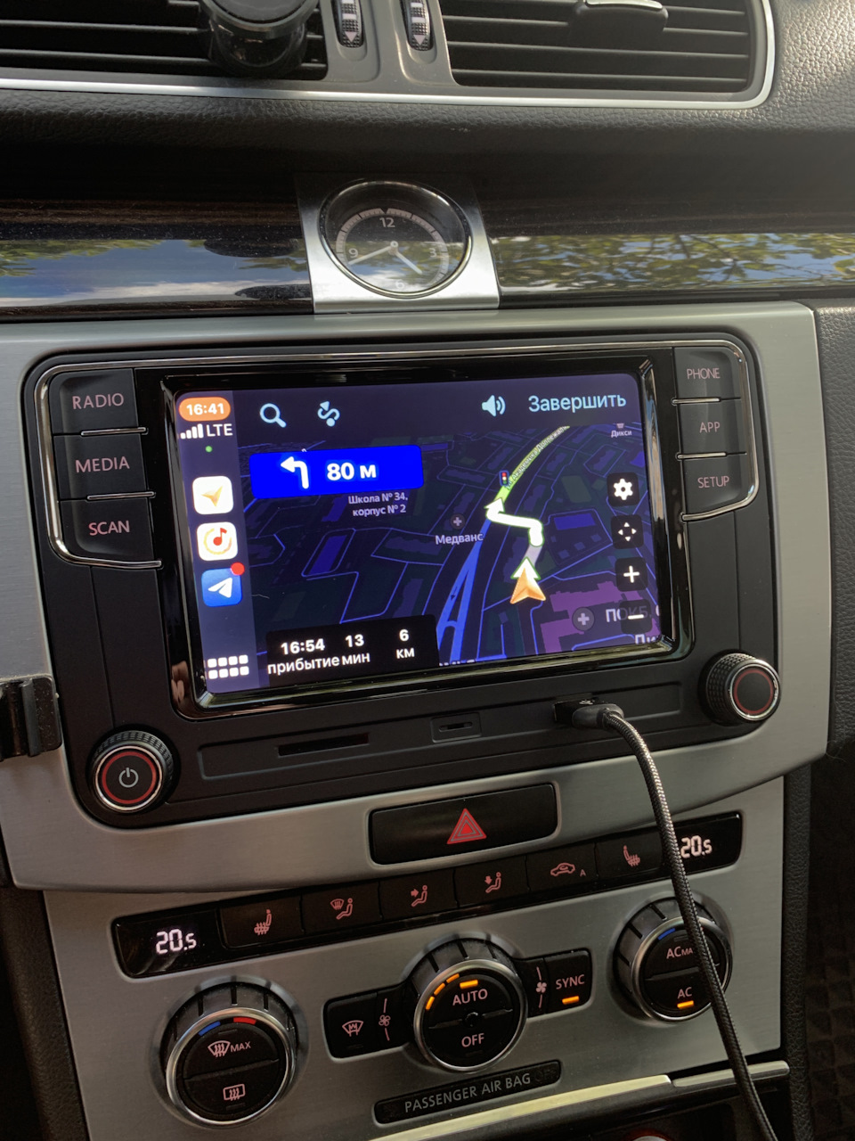 №16 / RCD 440 PRO + штатная OEM камера в значке, работает! — Volkswagen ...