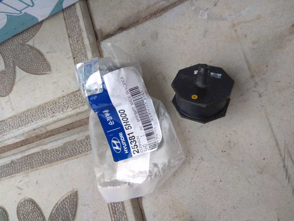 Замена радиатора ож и защита — Hyundai HD 72, 3,3 л, 2007 года ...