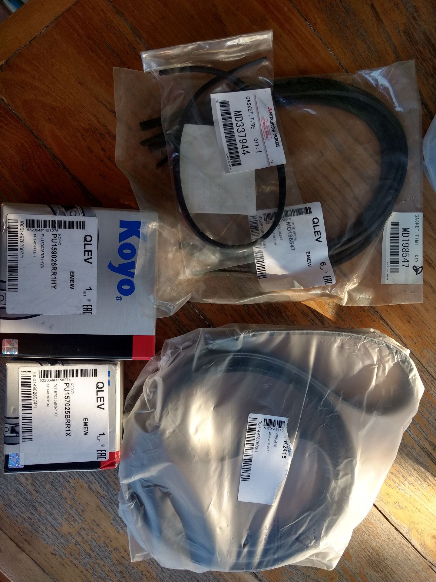 Запчасти для замены ремней ГРМ/навесного и помпы. Приспособа для ...