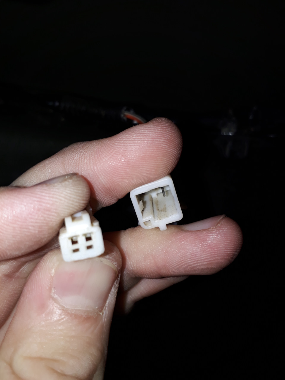 Кнопка открывания багажника Toyota Corolla E150. Финиш. — Toyota ...