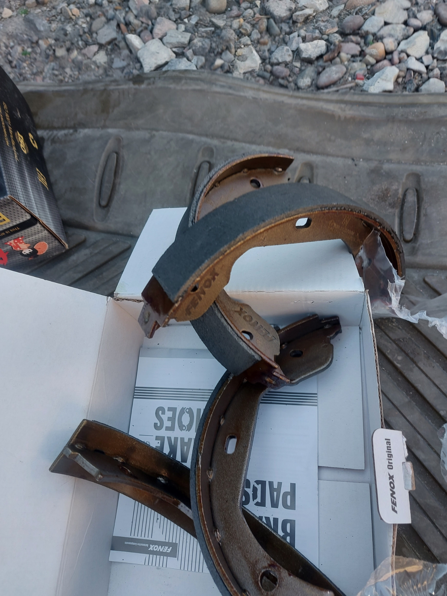 Задние тормоза — Ford Maverick II, 3 л, 2006 года | своими руками | DRIVE2