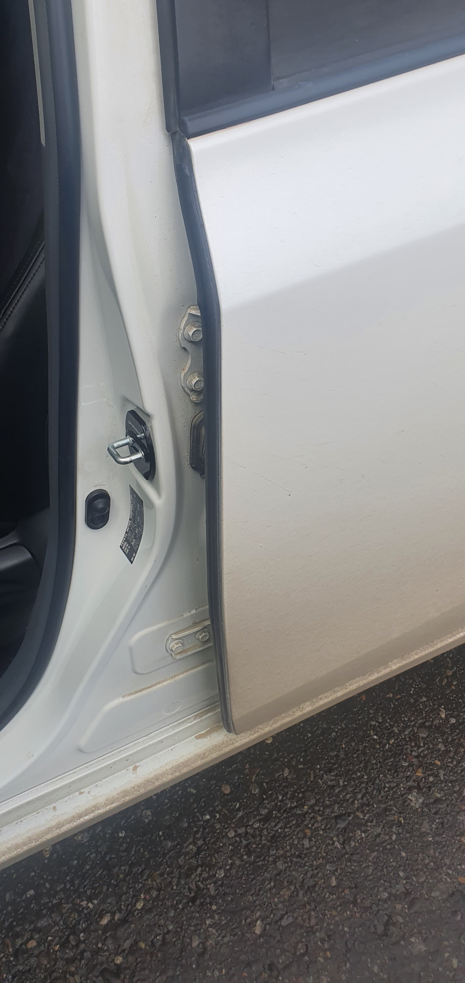 Уплотнение дверей — Toyota Prius Alpha, 1,8 л, 2011 года | тюнинг | DRIVE2