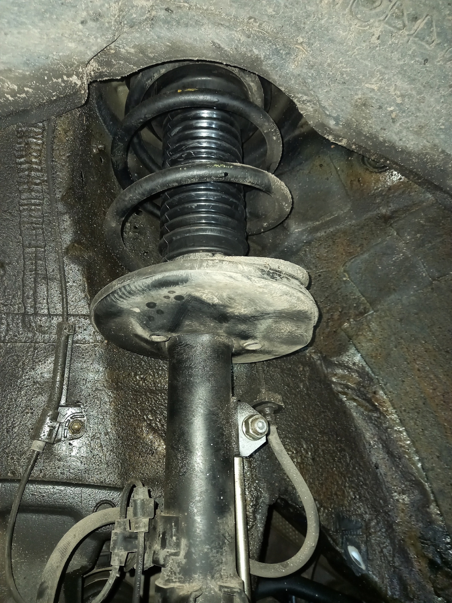 Наконец то обслужил авто перед зимой — Toyota Wish (AE20), 1,8 л, 2010 ...