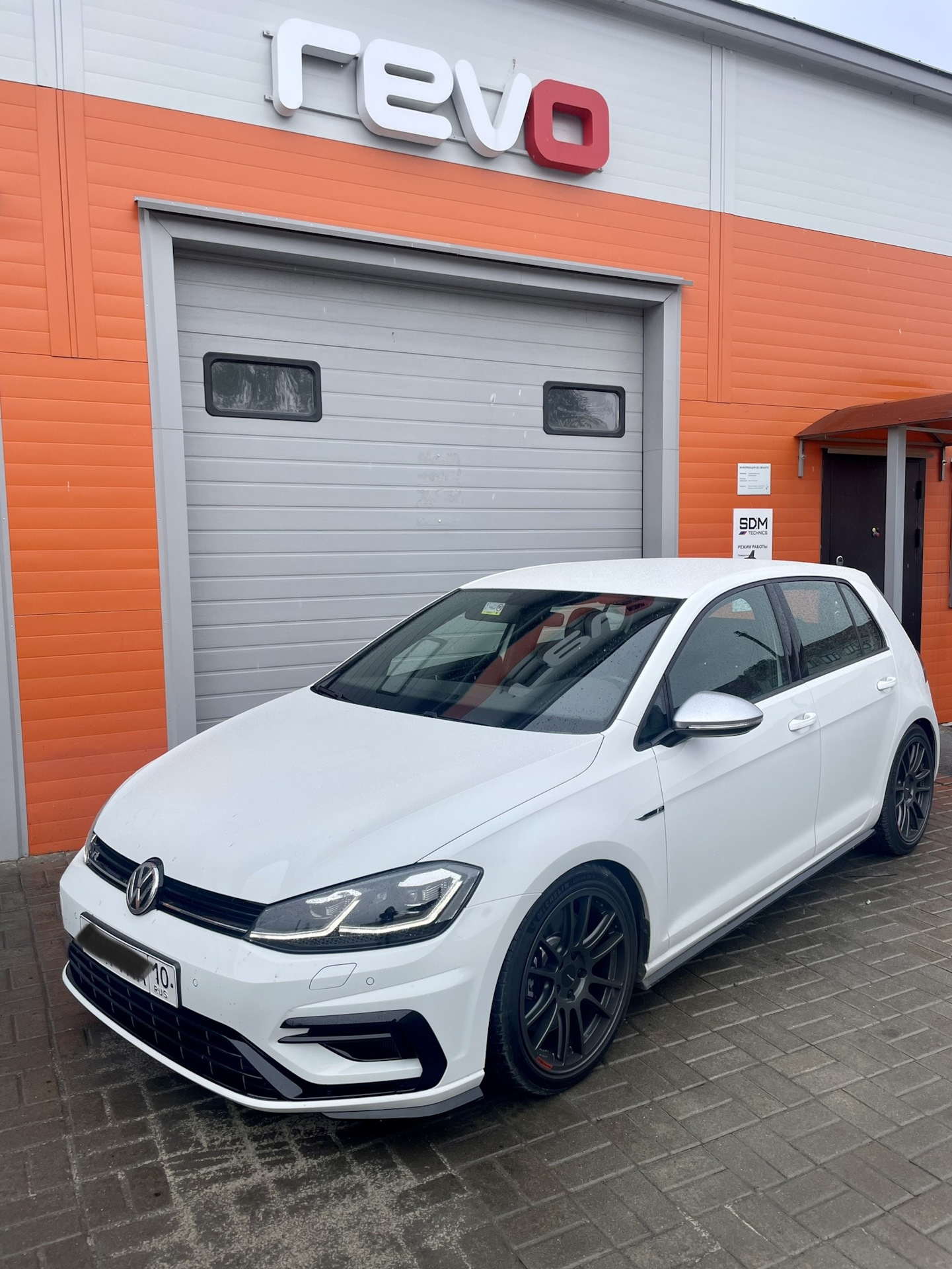 #5. — Volkswagen Golf R Mk7, 2 л, 2020 года | тюнинг | DRIVE2