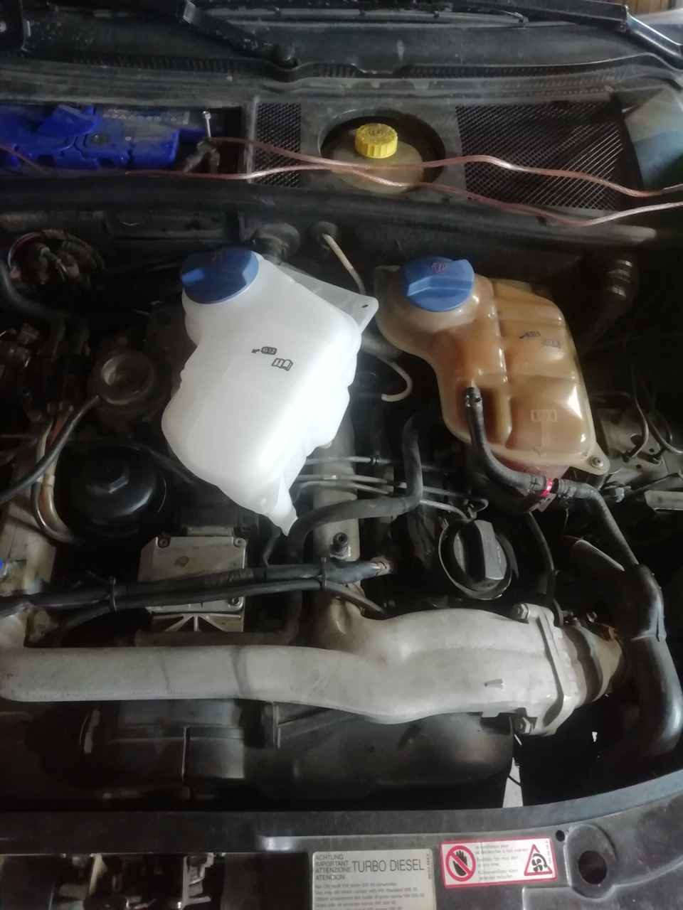 Всем привет замена бачок ОЖ — Audi A6 Avant (C5), 6,6 л, 2001 года ...