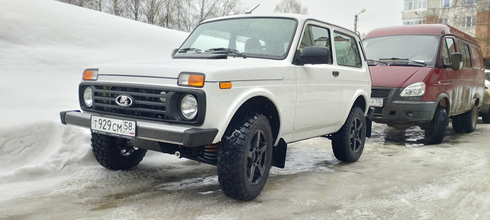 205/70/16 ЕТ40 — Lada 4x4 3D, 1,7 л, 2024 года | шины | DRIVE2