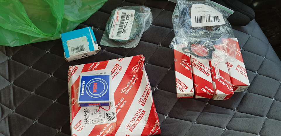 Стук подшипника натяжного ролика и кондиционера, заднего ступичного ...