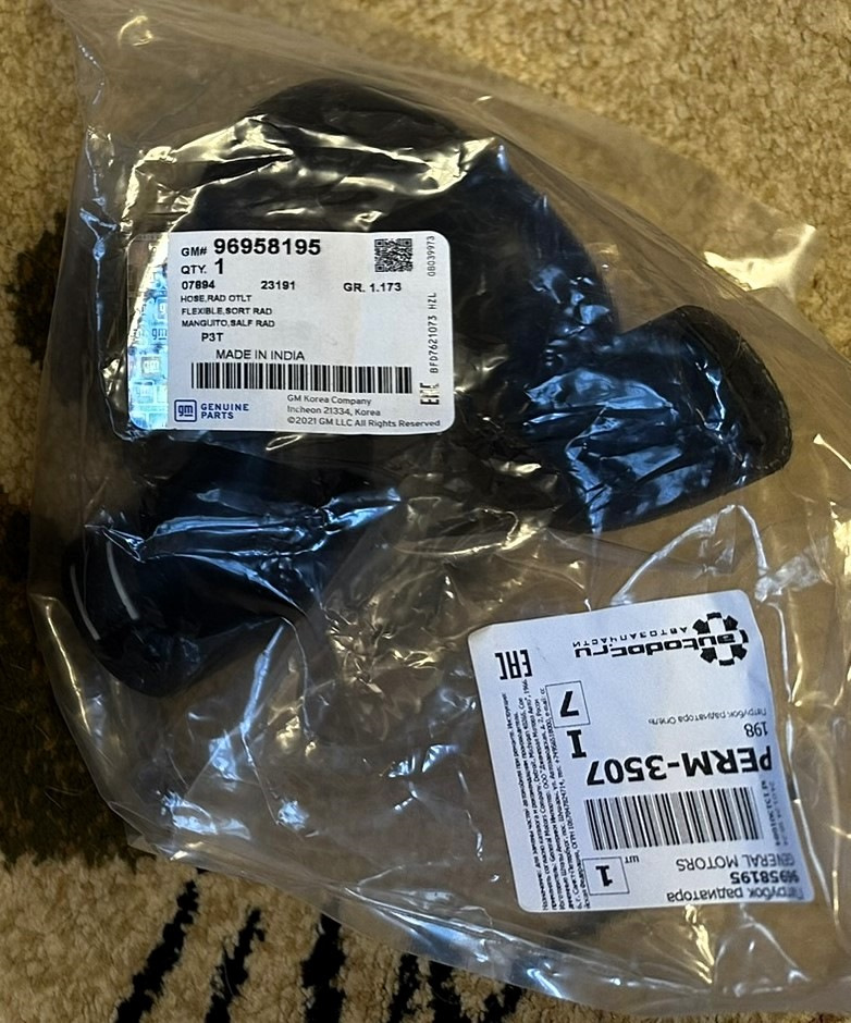 96958195 Комплект шлангов радиатора (2 шт.) GM | Запчасти на DRIVE2