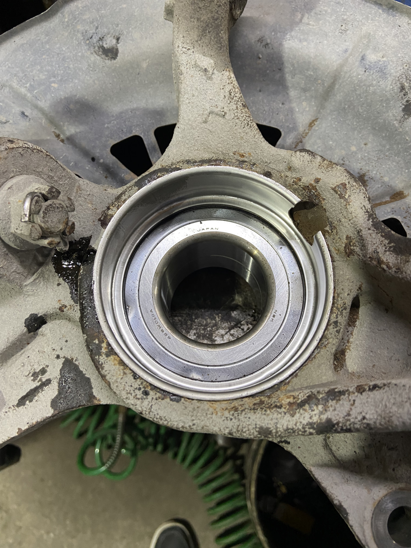 Подшипник ступицы, замена! — Toyota Camry (XV50), 2,5 л, 2011 года ...