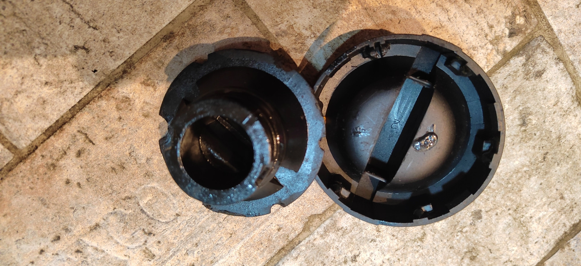 8. Дыры затыкай! — Volvo XC60 (1G), 2,4 л, 2013 года | запчасти | DRIVE2