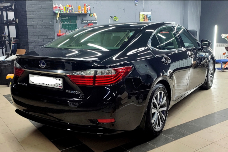 в продаже Lexus ES 300h — Lexus ES 300h (XV60), 2,5 л, 2012 года ...