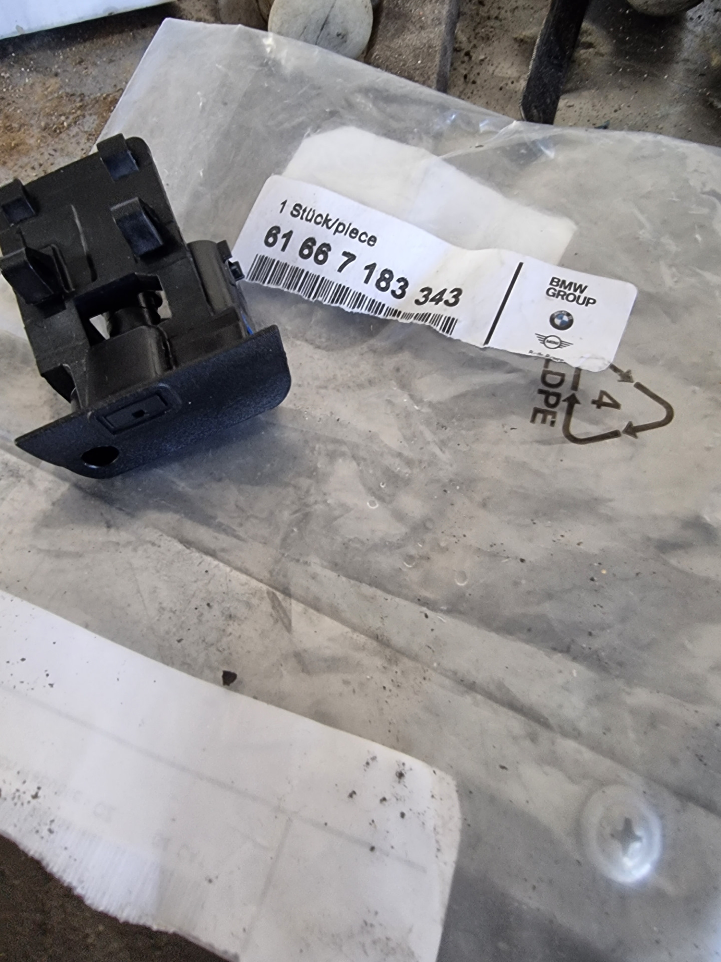 Моторчик и форсунки омывателя лобового стекла — BMW X6 (E71/E72), 3 л ...