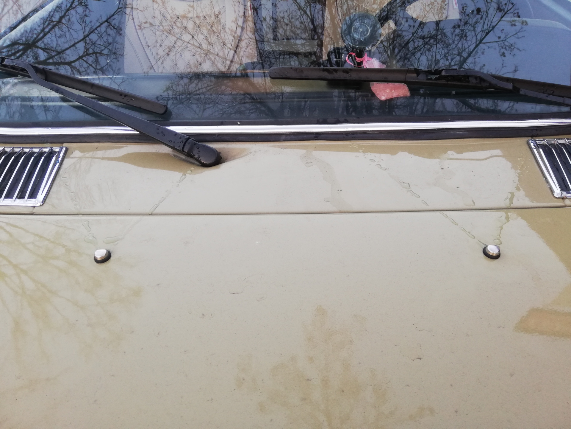 Форсунки омывателя с R107 — Mercedes-Benz W123, 2,4 л, 1983 года ...