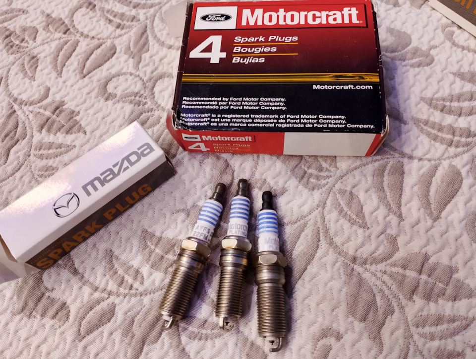 Замена свечей зажигания — Mazda CX-9 (1G), 3,7 л, 2012 года | визит на ...
