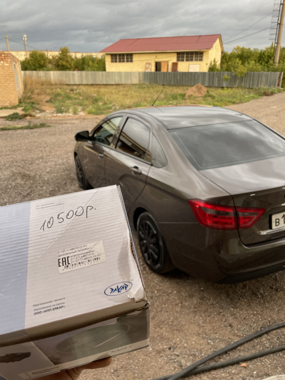 21127114801010 Патрубок дроссельный LADA | Запчасти на DRIVE2