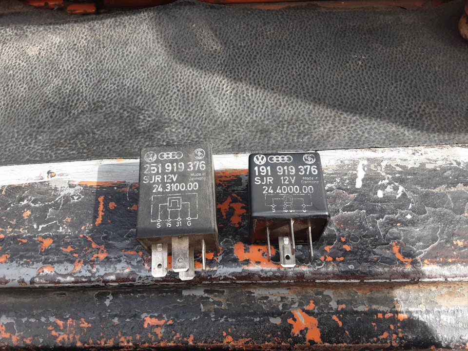 251919376 Реле Volkswagen VAG | Запчасти на DRIVE2