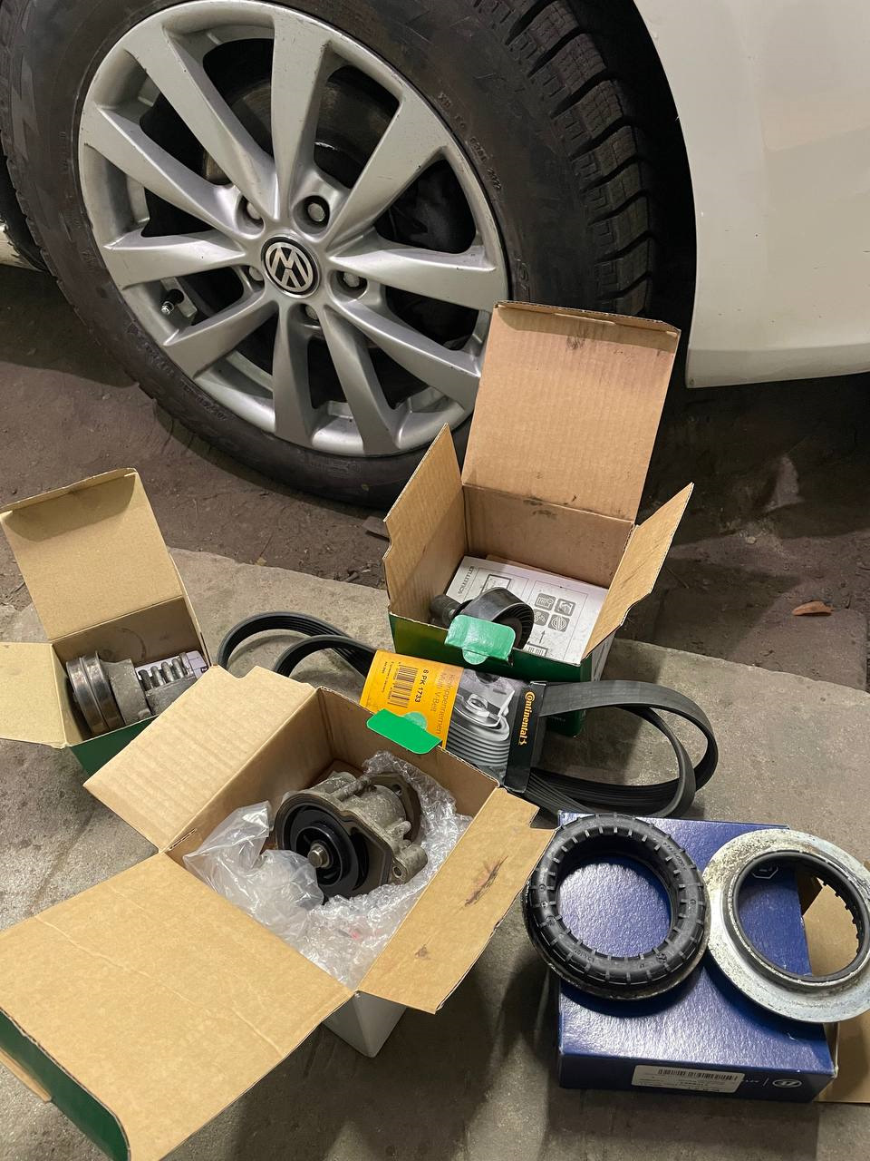 14. ТО (замена помпы, опорных подшипников и резины) — Volkswagen Golf ...