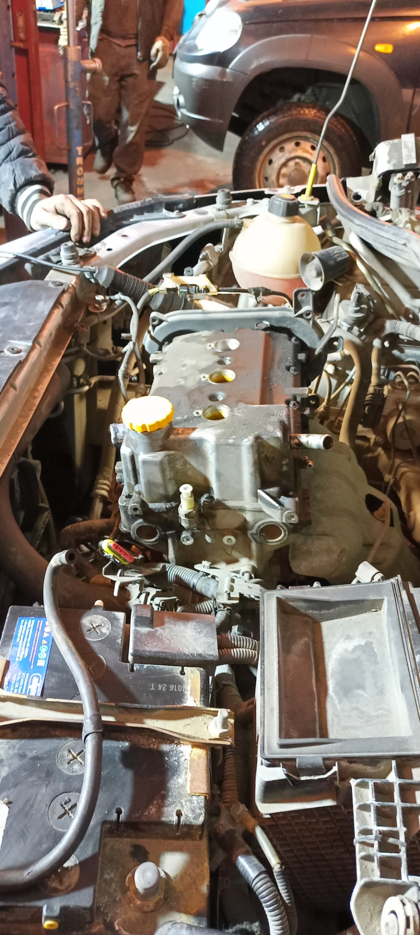 Замена гидрокомпенсаторов. — Lada Vesta (1G), 1,6 л, 2016 года ...