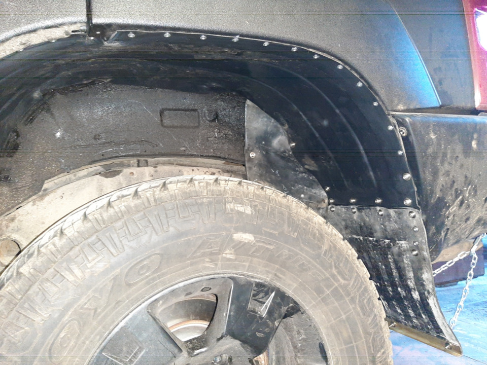 Подкрылки Патрол Y61 рестайлинг — Nissan Patrol GR II (Y61), 3 л., 2006 ...