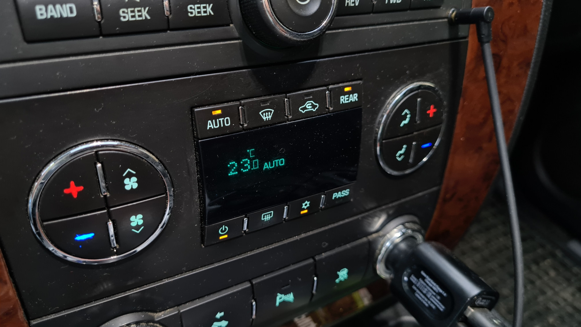 Кондей на весь салон — Chevrolet Tahoe (GMT900), 5,3 л, 2011 года ...