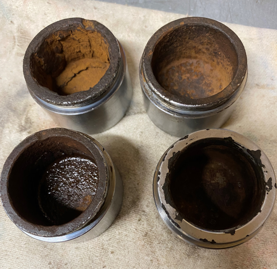 Переборка передних суппортов — Toyota Land Cruiser Prado 120-series, 4 ...