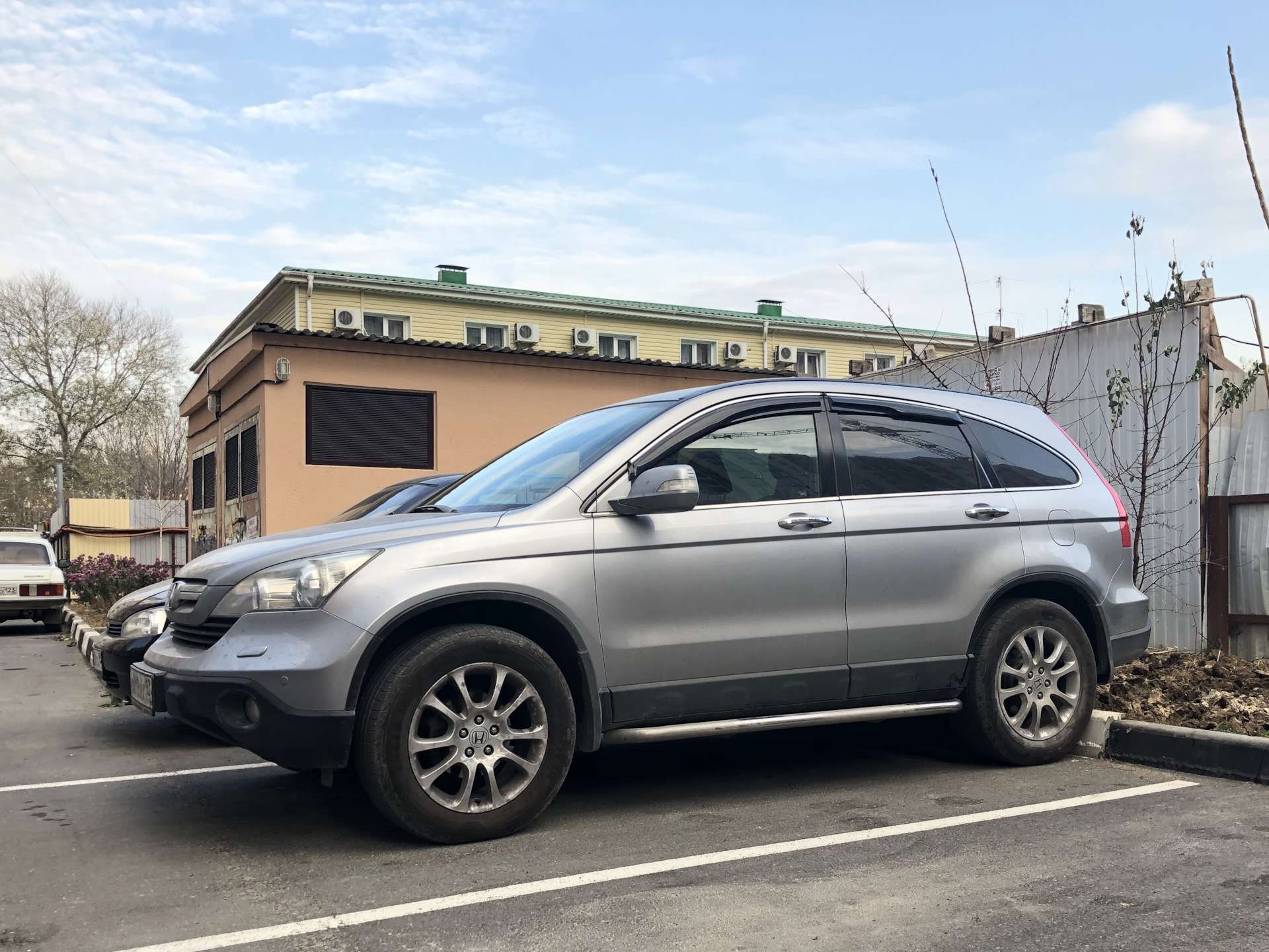 Приподнял немного с запасом на будущее — Honda CR-V (RE), 2 л, 2007 года | тюнинг | DRIVE2