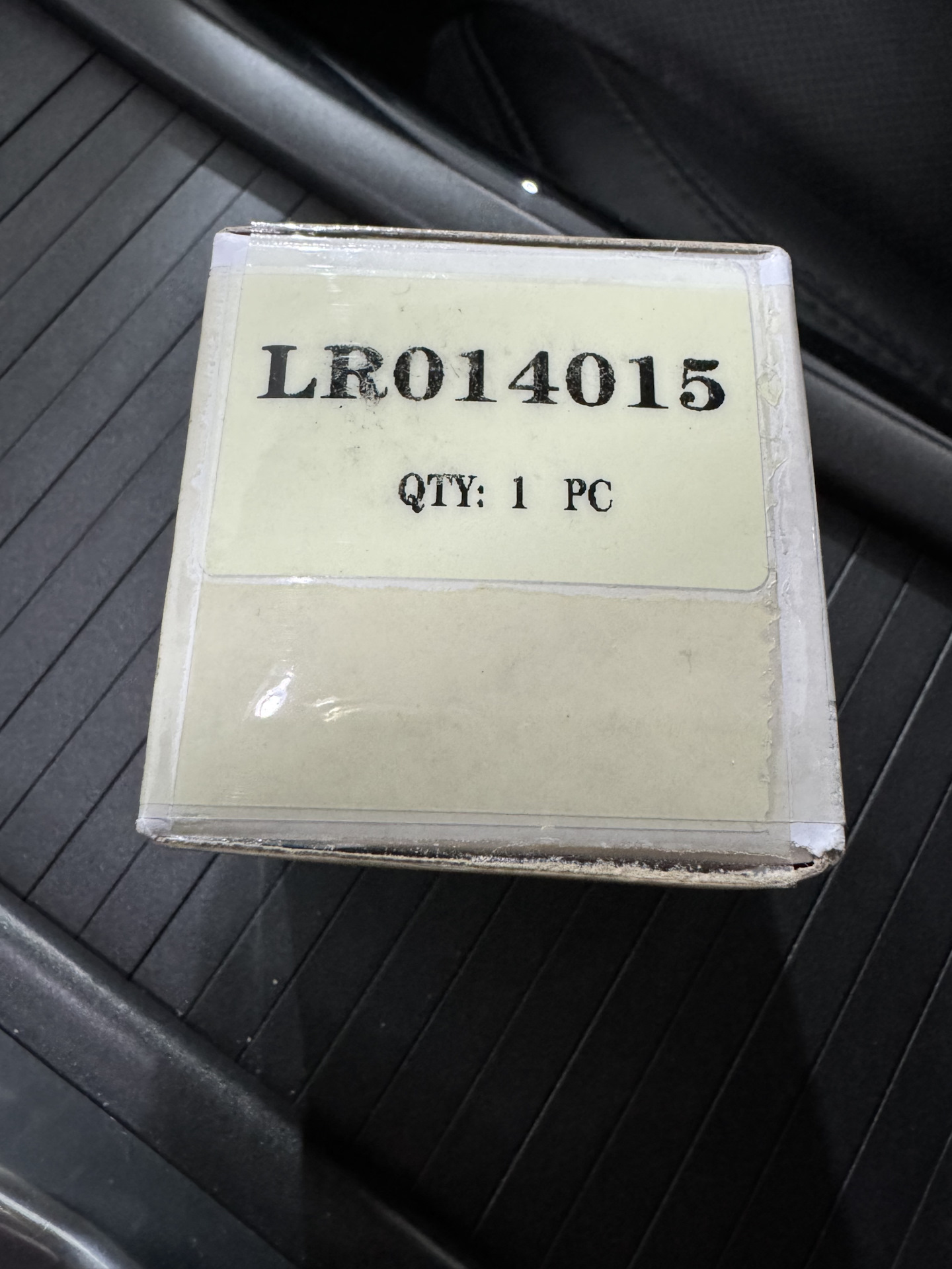 Новый АКБ и кнопка старт стоп — Land Rover Range Rover Sport (1G), 3 л ...