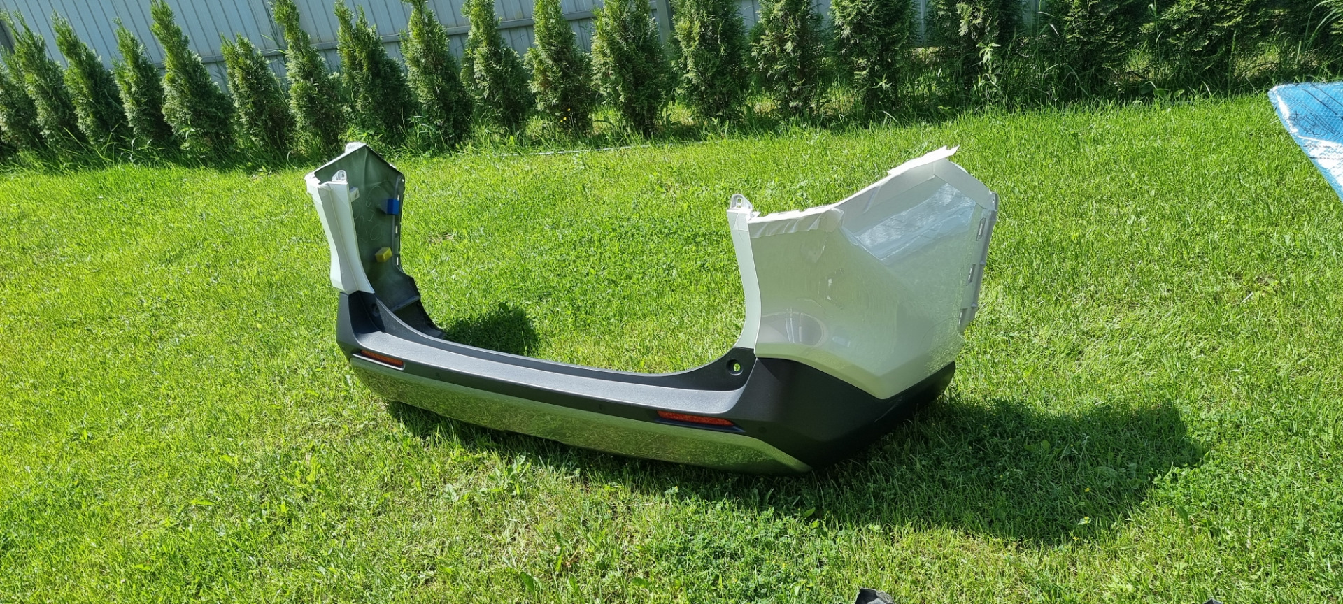 Замена поцарапанного бампера. — Toyota RAV4 (5G), 2,5 л, 2020 года ...