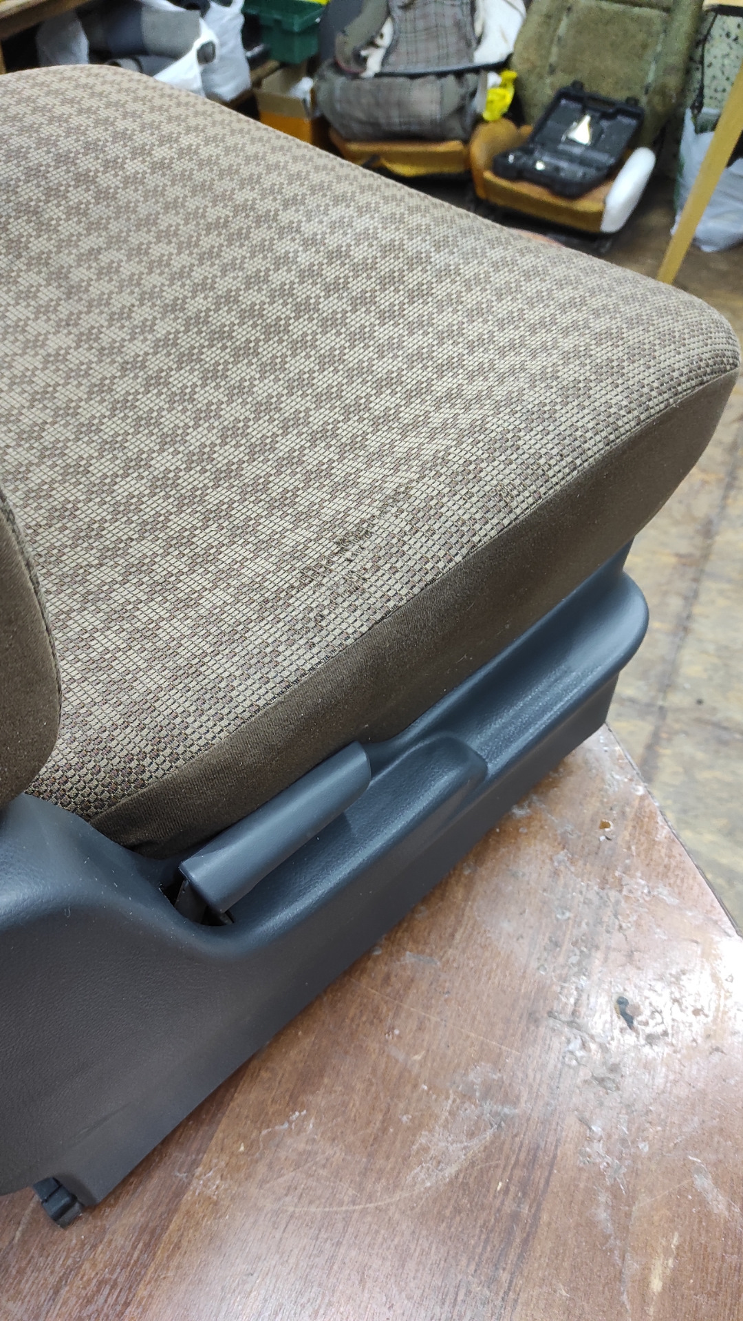 Ремонт сиденья — Nissan Moco III, 0,7 л, 2013 года | своими руками | DRIVE2