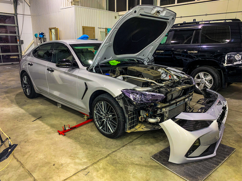 8. Антихром, работа полного привода, крепление номера снизу — Genesis G70, 2 л, 2019 года ...
