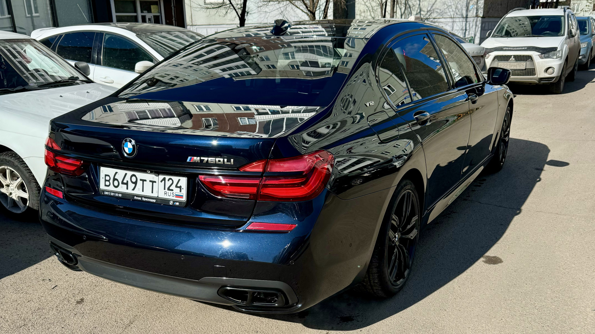 BMW 7 series (G11/G12) 6.6 бензиновый 2017 | 760Li xDrive на DRIVE2