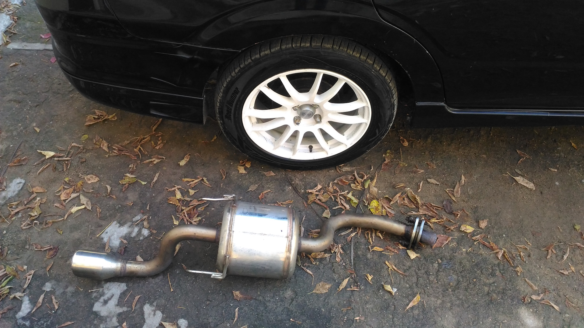 25. Mugen exhaus installation) — Honda Airwave, 1,5 л, 2005 года ...