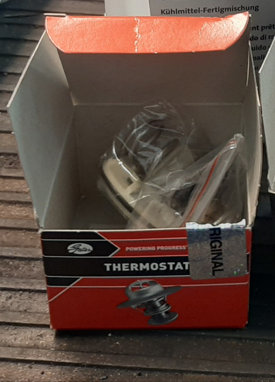 Отзыв о термостате GATES TH42383G1 — Volkswagen Golf Mk6, 1,4 л, 2012 ...