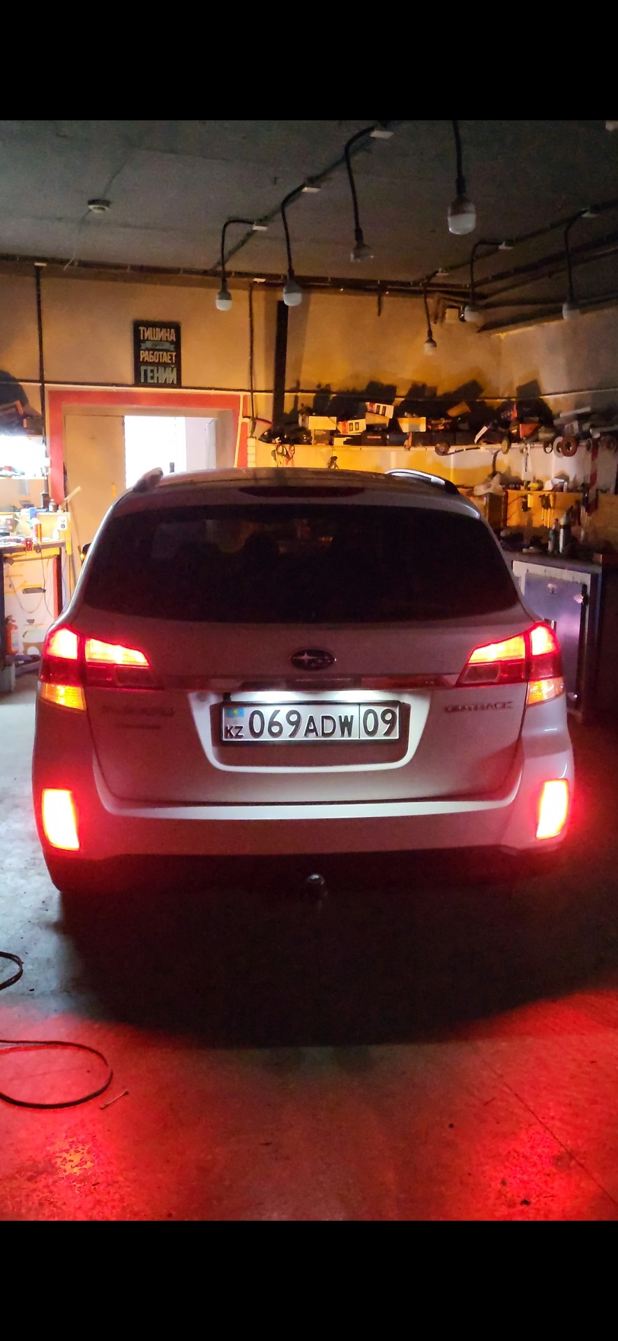 Задние катафоты, которые не катафоты — Subaru Outback (BR), 2,5 л, 2012 ...
