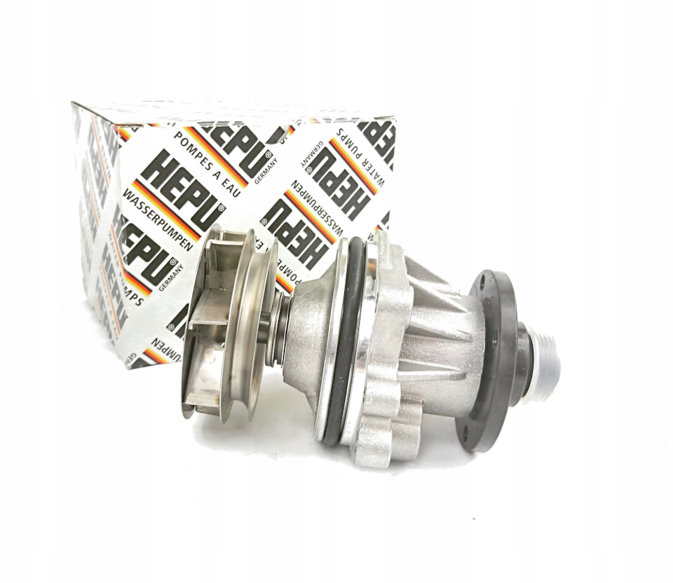 Замена радиатора, помпы и антифриза — BMW 3 series (E46), 2,5 л, 2003 года | своими руками | DRIVE2