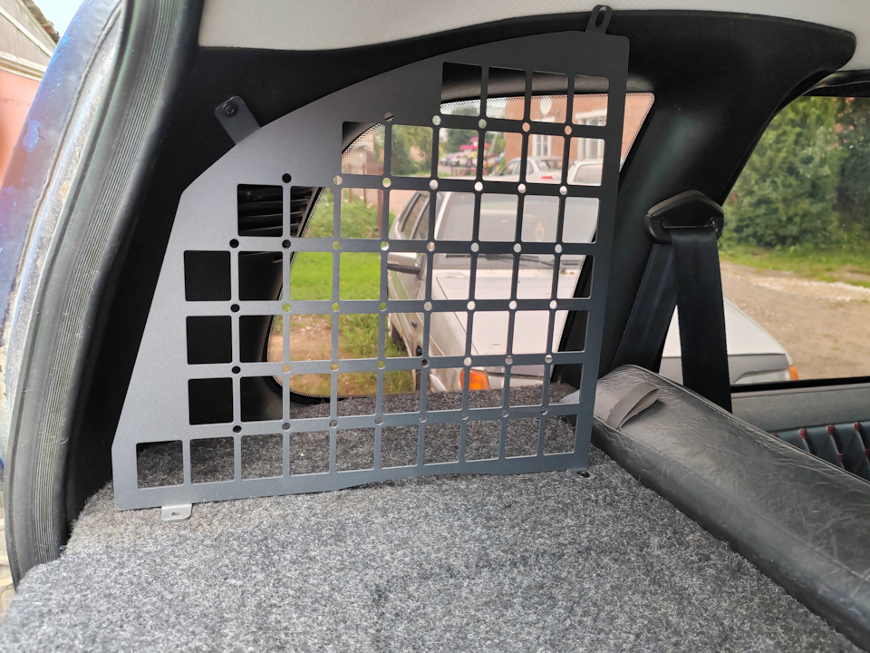 Решетки с системой крепления Молли на окна — Chevrolet Niva (1G), 1,7 л ...