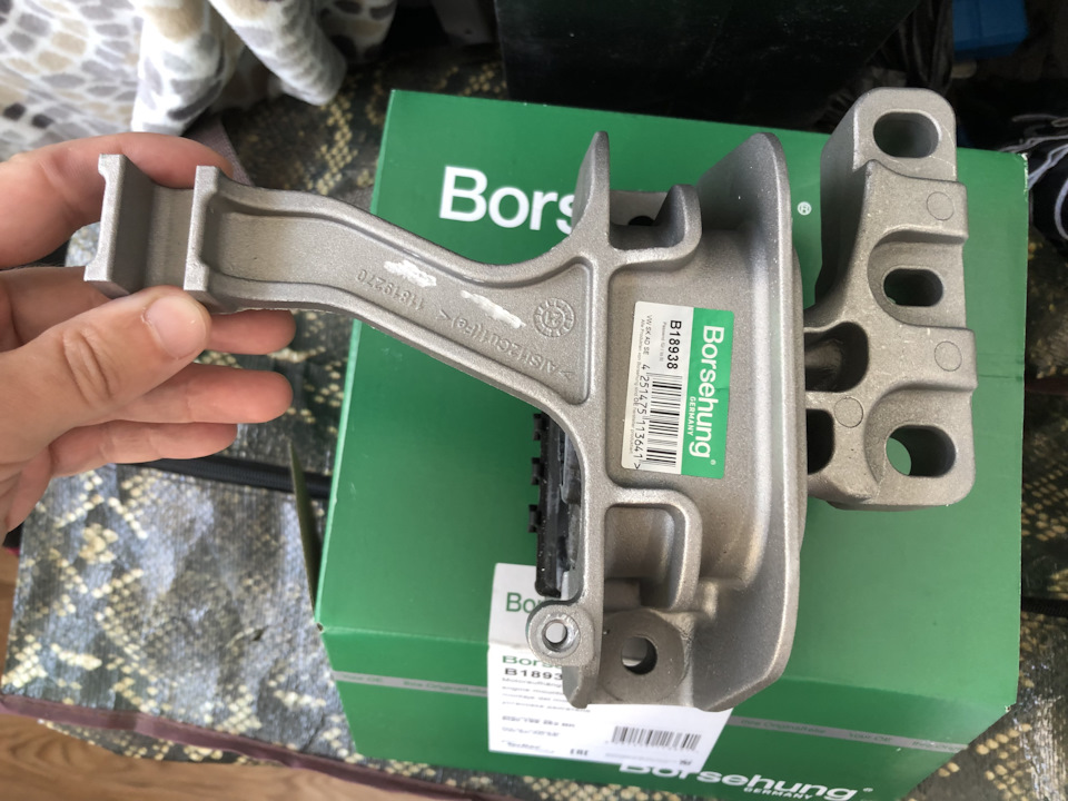 B18938 Опора двигателя правая BORSEHUNG | Запчасти на DRIVE2