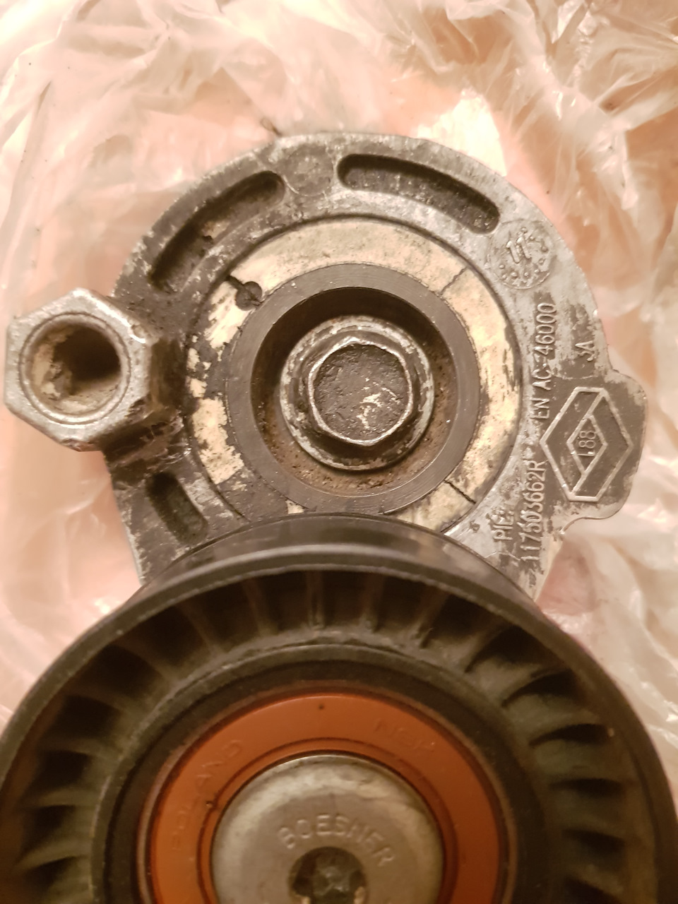 117503662R Ролик генератора Рено Megane 2 K4M +AC 25.04.05 -> RENAULT ...