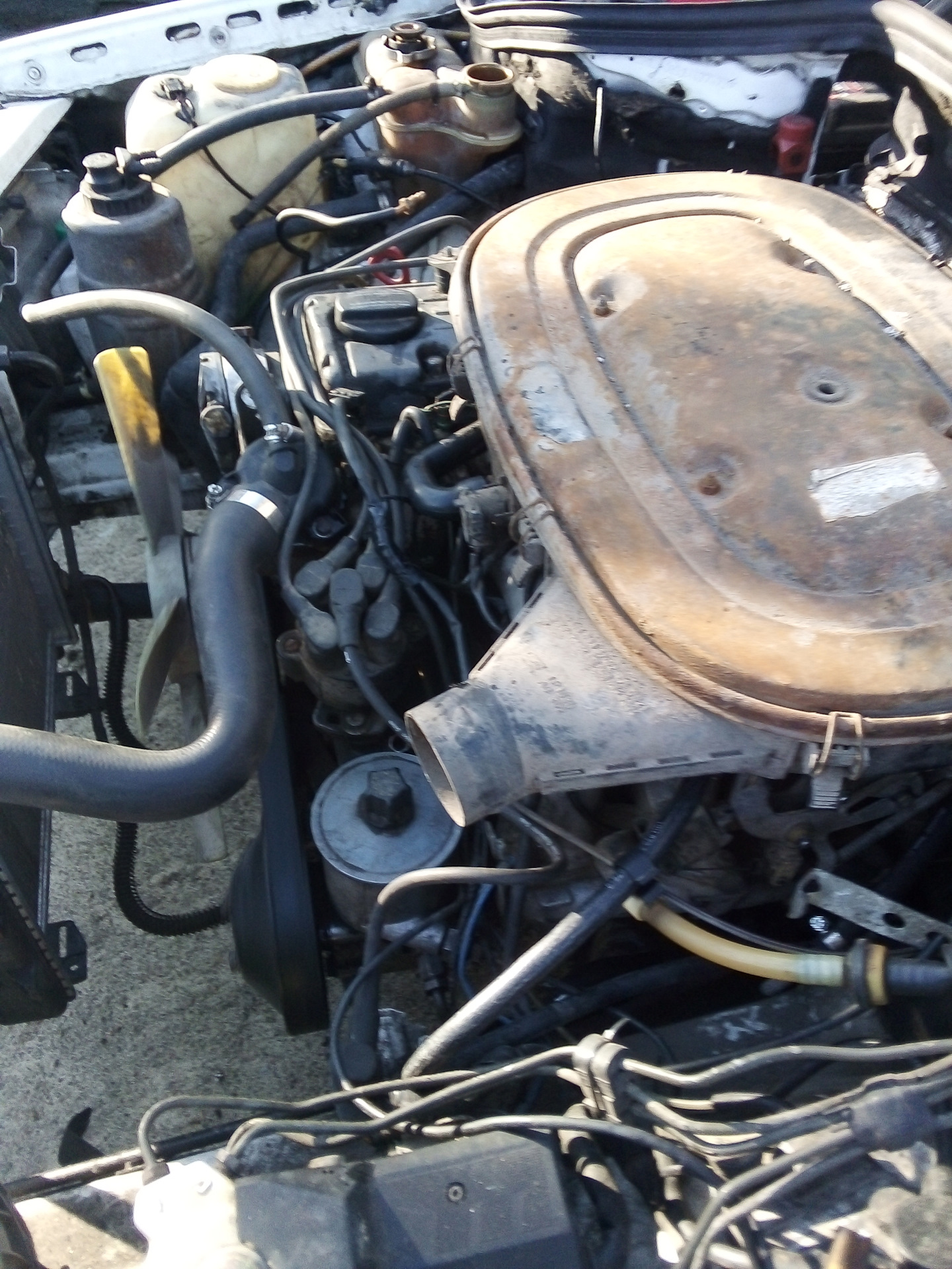 Mercedes w124 m102 2.0 Очень большой розход бензина — DRIVE2