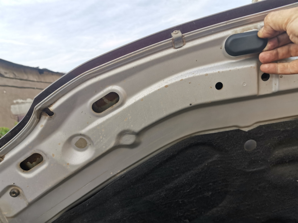 35. Заглушка 7703074610. Лайфхак так сказать — Lada Largus Cross, 1,6 л ...