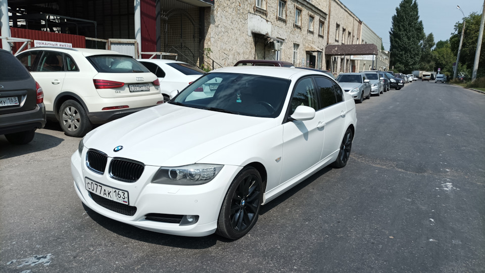 BMW 3 series (E90) 2.0 бензиновый 2011 | Добрый 2 литра на DRIVE2
