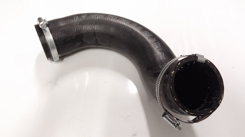 31261369 ПАТРУБОК СИСТЕМЫ ОХЛАЖДЕНИЯ. Volvo | Запчасти на DRIVE2