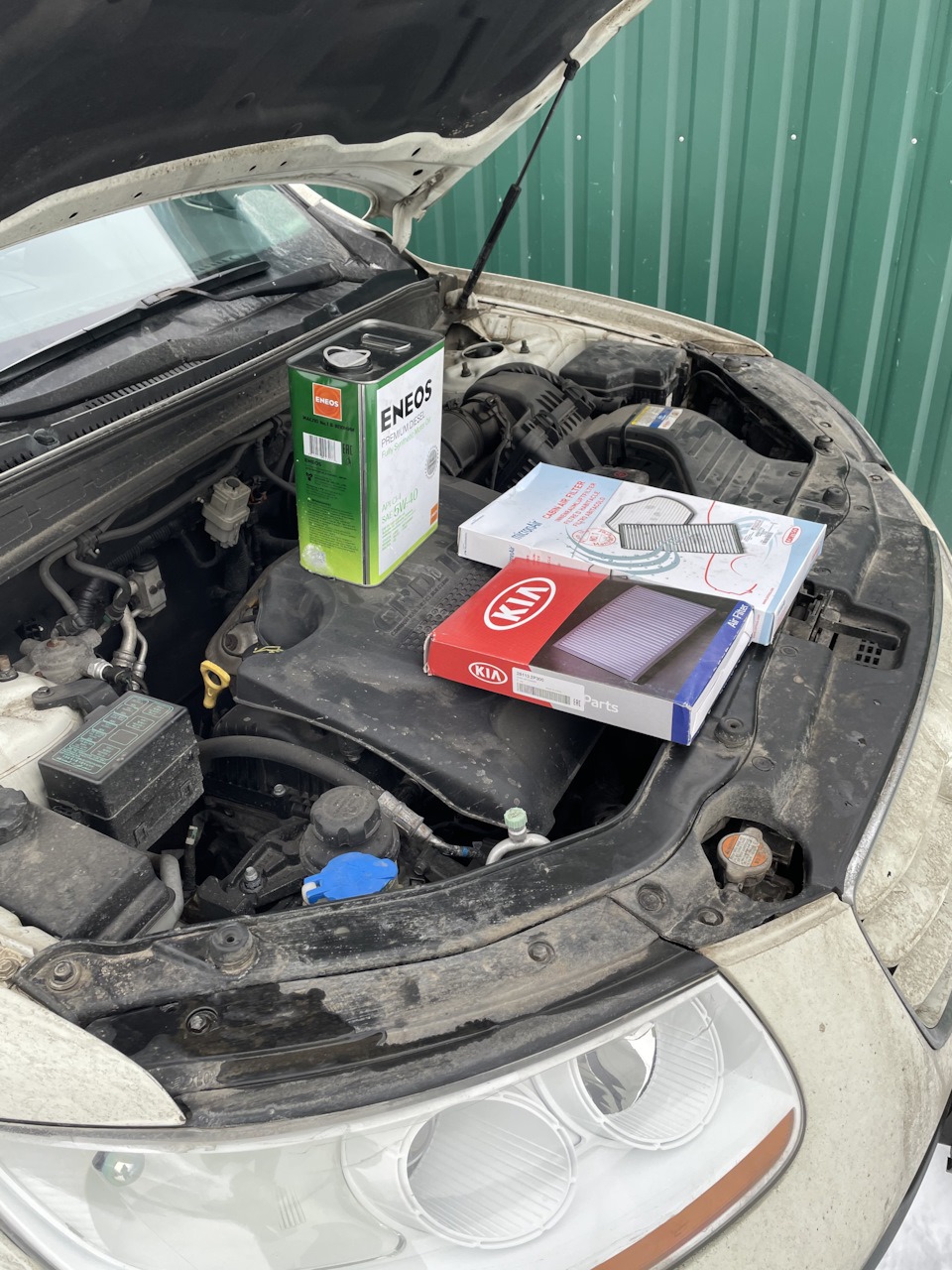 Замена масла и фильтров — Hyundai Santa Fe (2G), 2,2 л, 2011 года ...