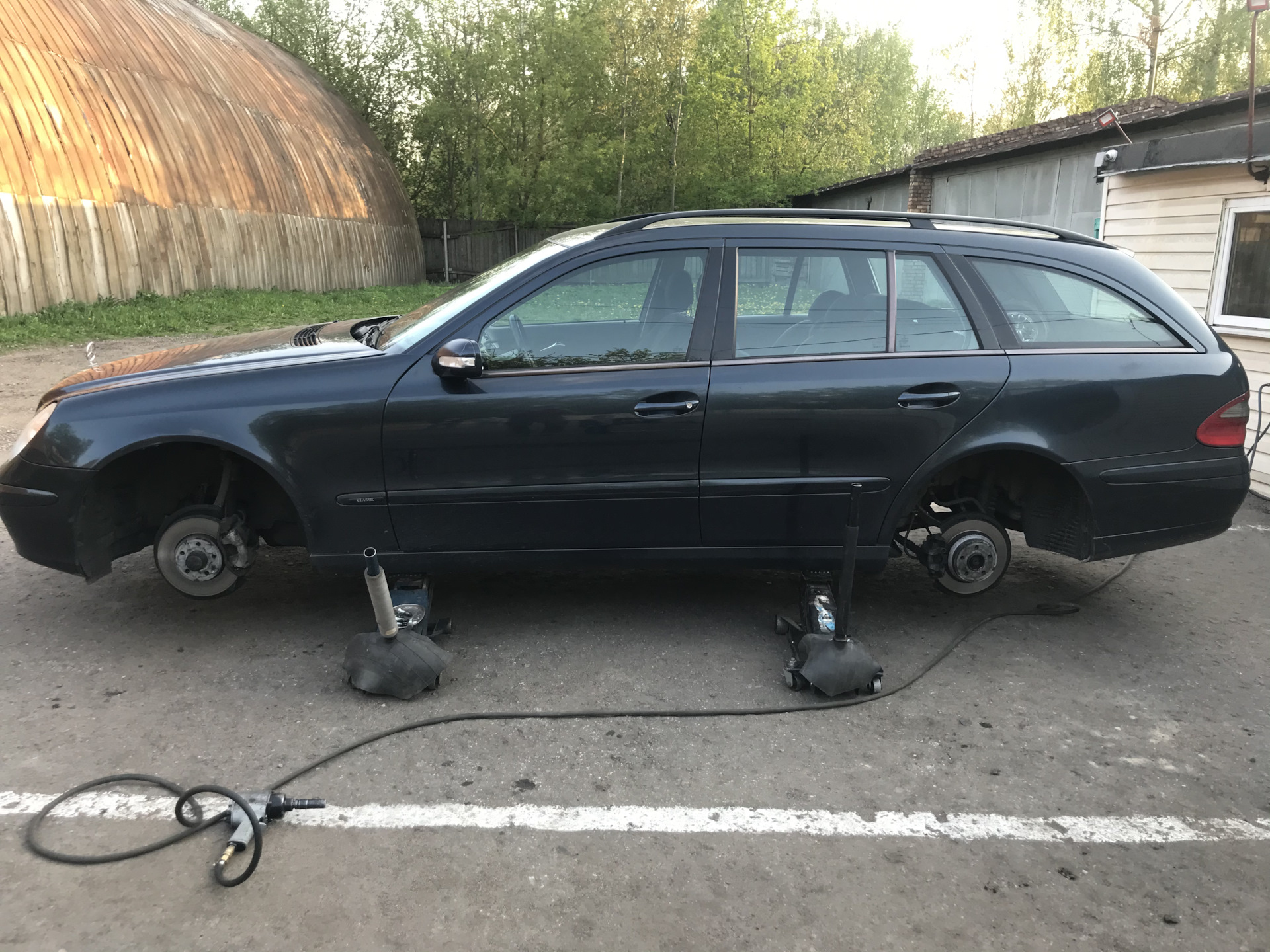 Самая быстрая переобувка — Mercedes-Benz E-class Estate (S211), 2,2 л ...