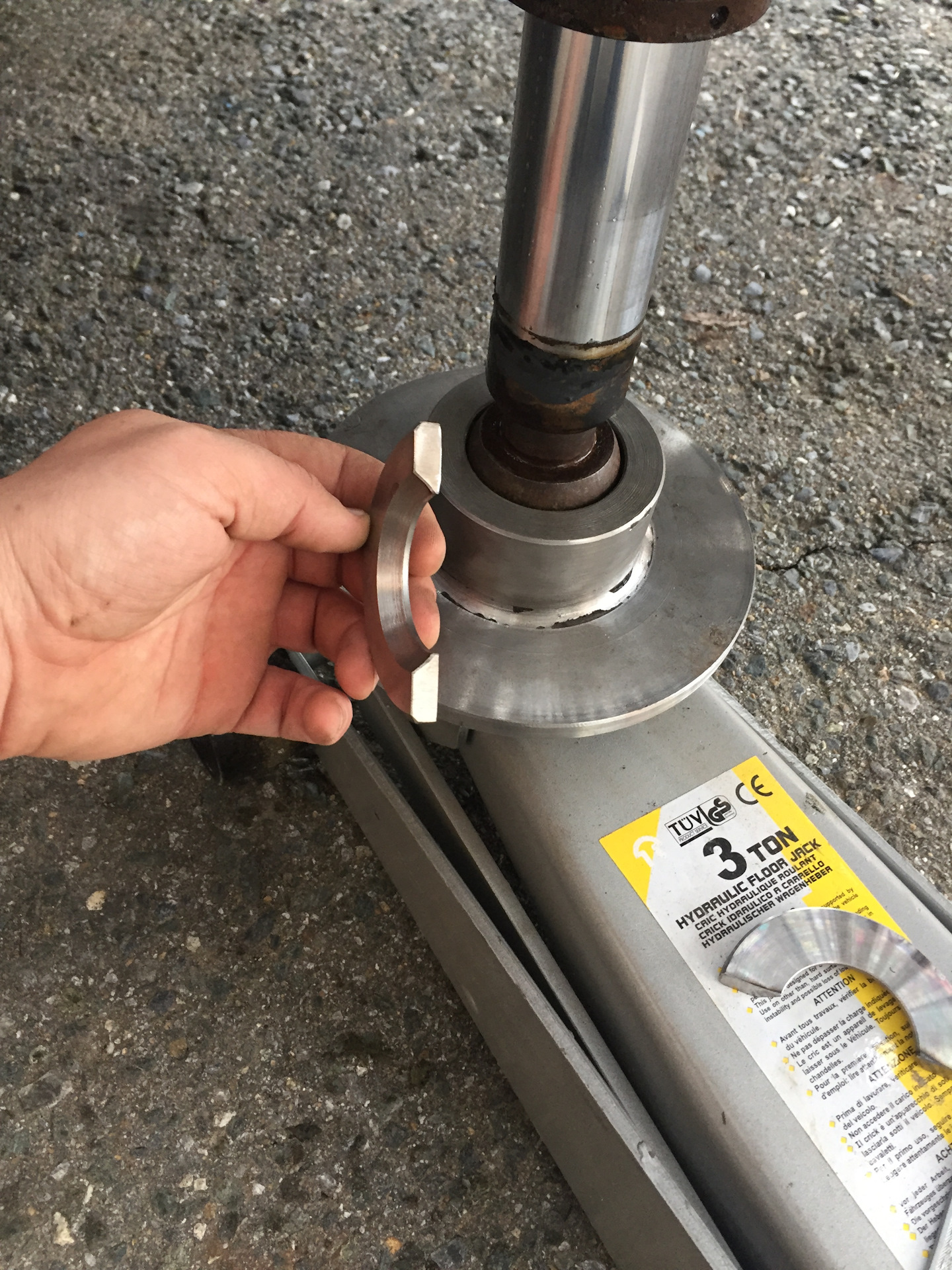 Монитор вместо маршрутного компьютера — Lada Приора хэтчбек, 1,6 л ...