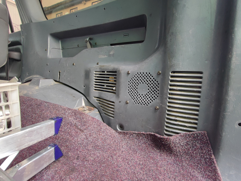 Беркут R24 х 2 в крыло (очередная пневмосистема) — Toyota Land Cruiser ...