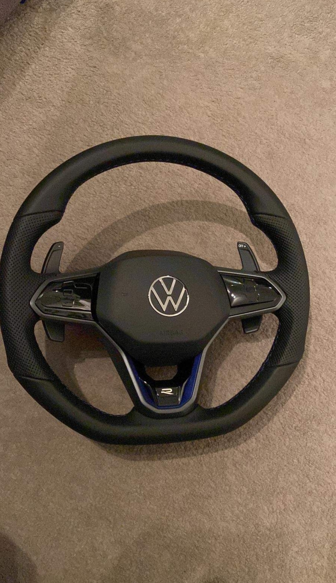 1️⃣6️⃣. Сенсорный руль от Golf 8 R на Passat B7 — покупка — Volkswagen ...