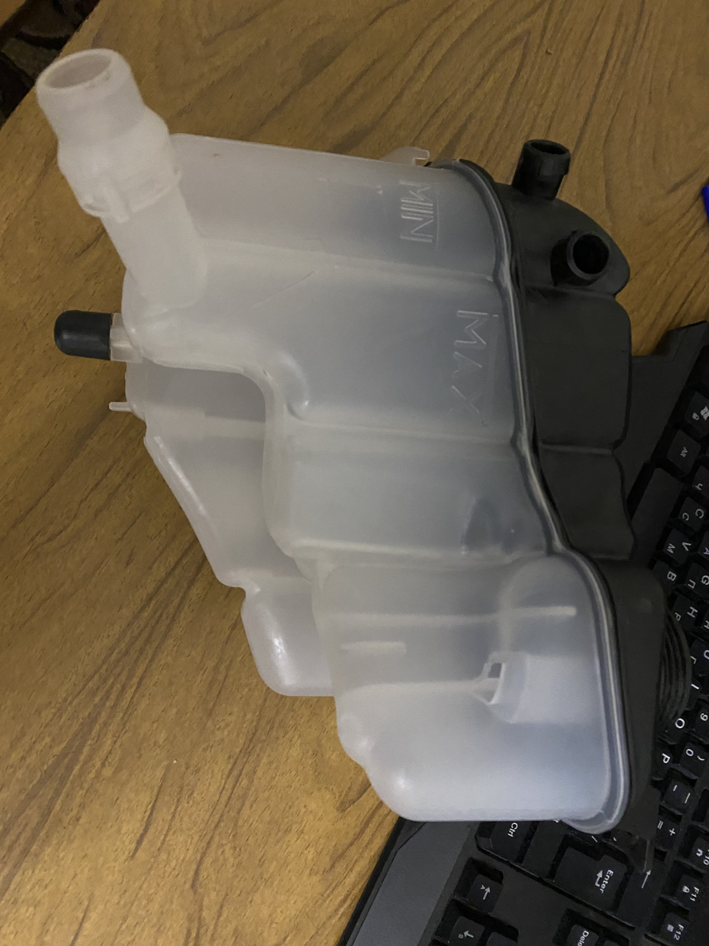 Расширительный бачок — Ford Mondeo IV, 2 л, 2008 года | запчасти | DRIVE2