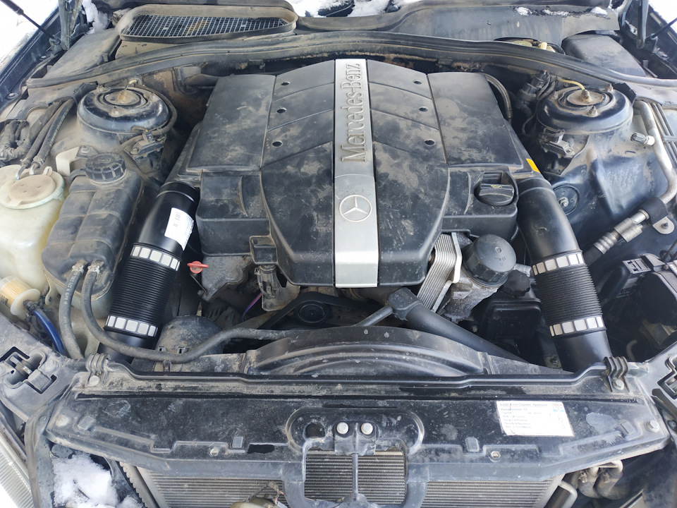 Воздуховод правый воздушного фильтра — Mercedes-Benz S-Class (W220), 3 ...